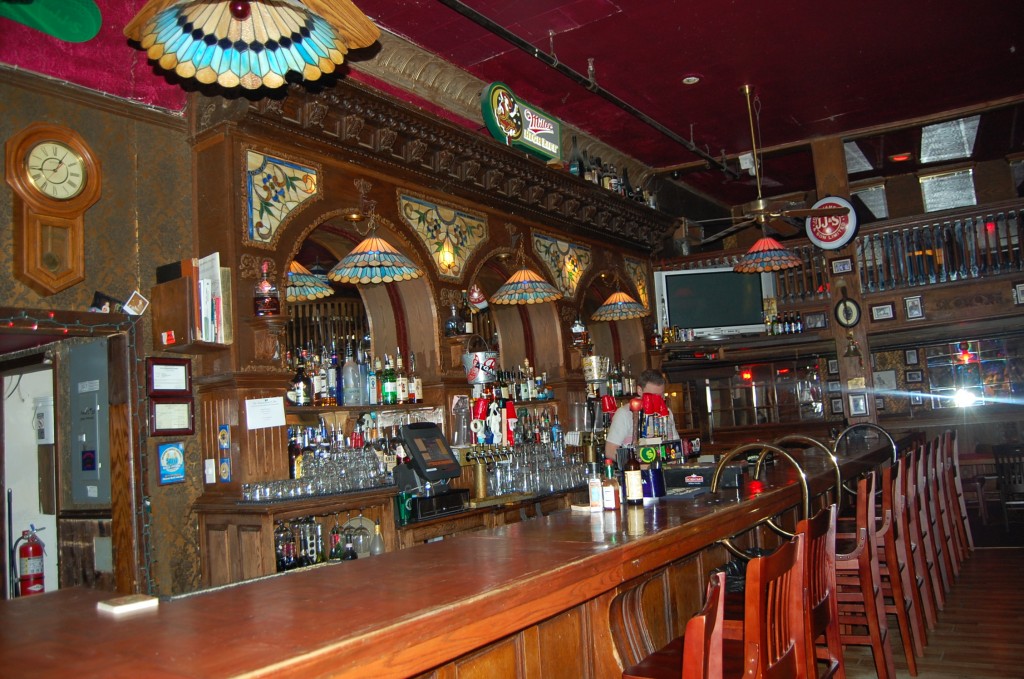 The Best Dive Bar In Alaska The Alaskan Hotel & Bar
