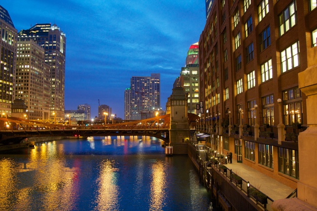 The Kitchen Chicago With Fabulous Food, Amazing Chicago Views + Giving ...
