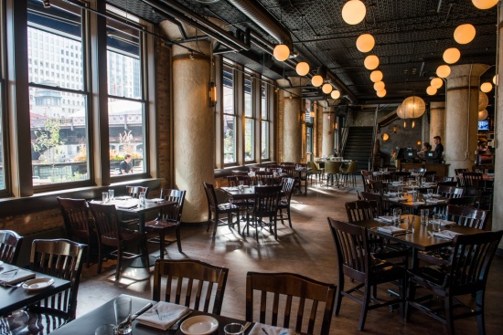 River Roast A Yummy Chicago Restaurant With Amazing Roasted Meats + River Views