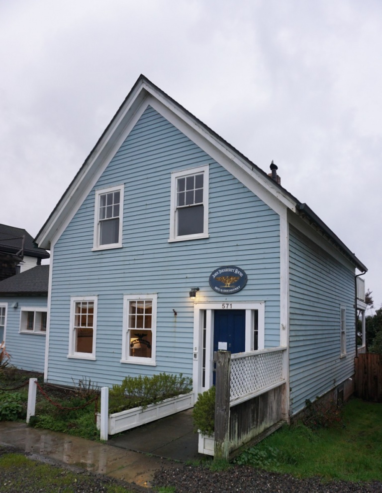 The Charming Blue Door Inn of Mendocino