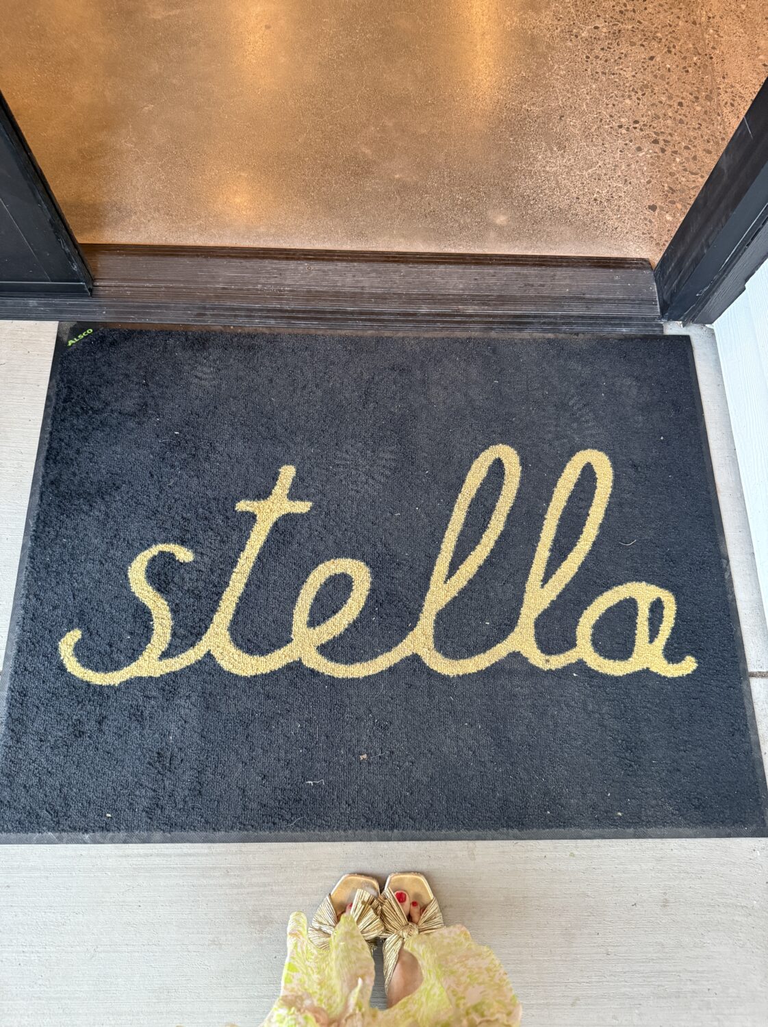 Stella Kenwood Restaurant | The JetSetting Fashionista