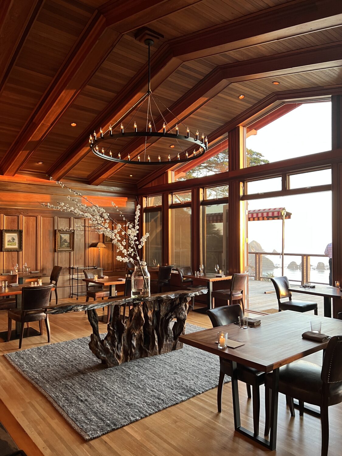 The Perfect Elk Dining Guide For Your Visit | The JetSetting Fashionista