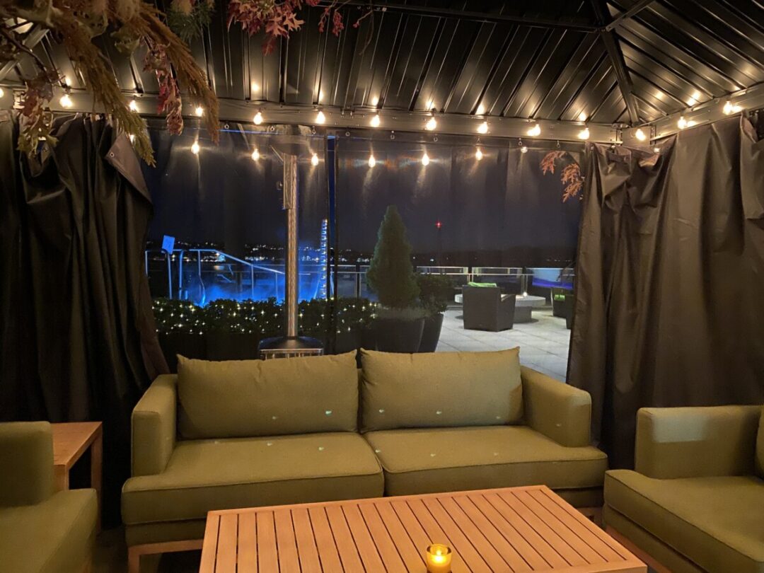 Poolside Dining Experience at the Goldfinch Tavern of Four Seasons Seattle